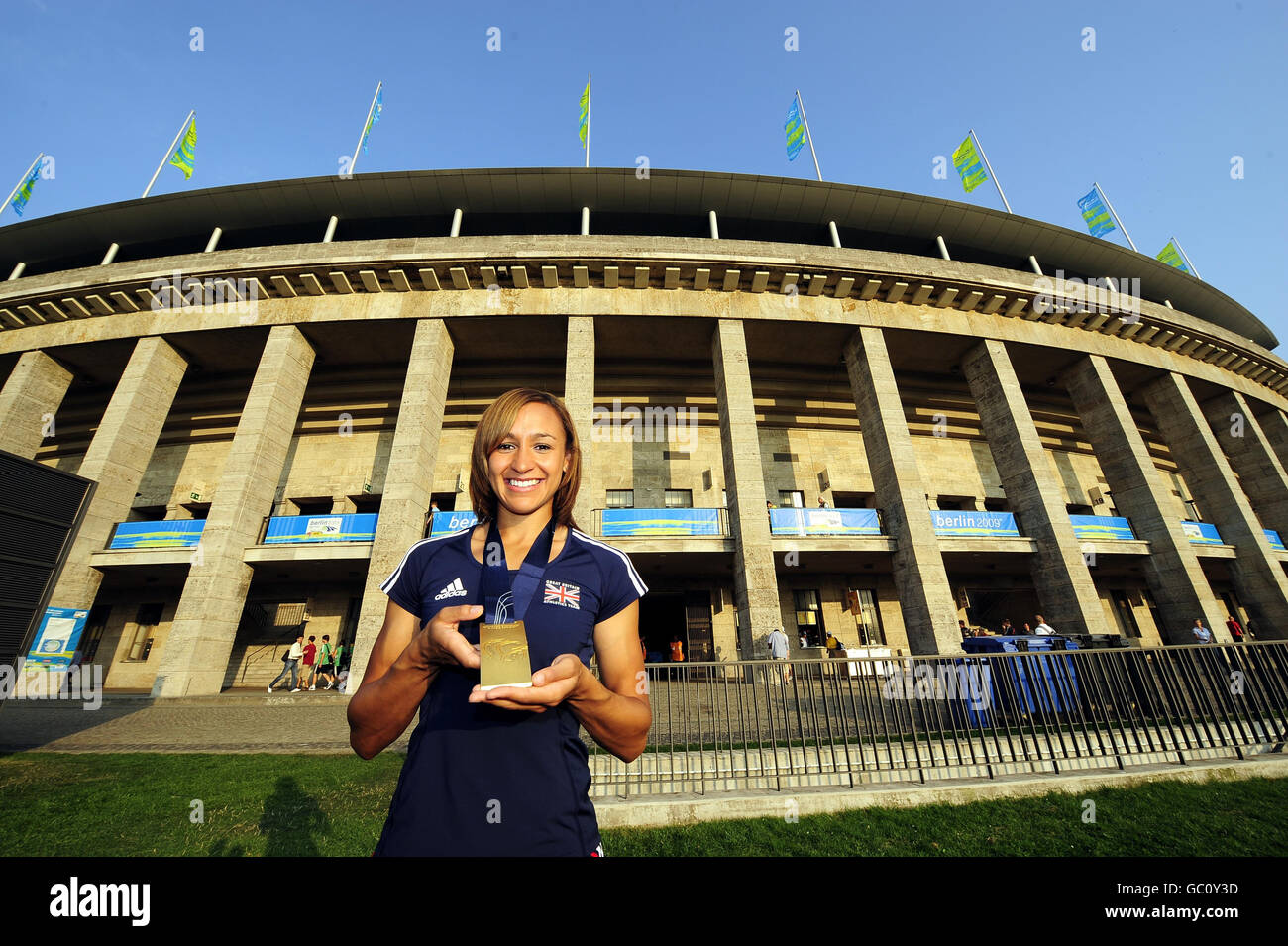 Great Britain's Jessica Ennis poses with her Gold Medal out side the ...
