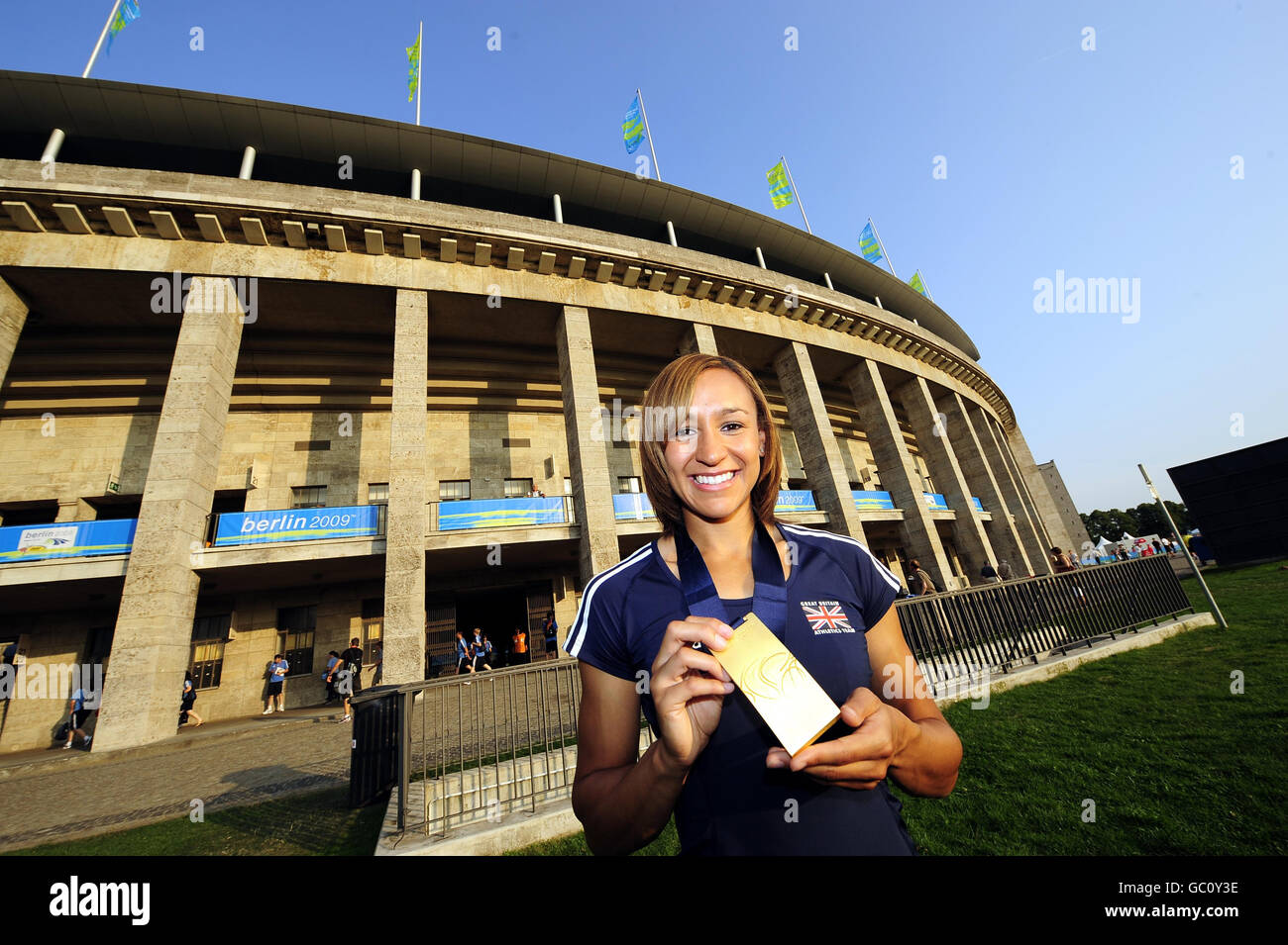Great Britain's Jessica Ennis poses with her Gold Medal out side the ...