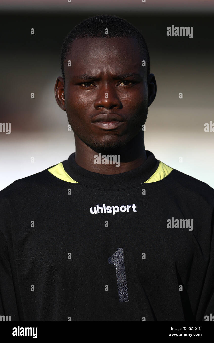 Burkina faso goalkeeper adama sawadogo hi-res stock photography and ...
