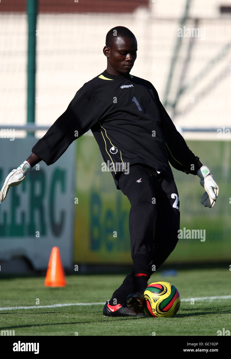 Burkina faso goalkeeper adama sawadogo hi-res stock photography and ...