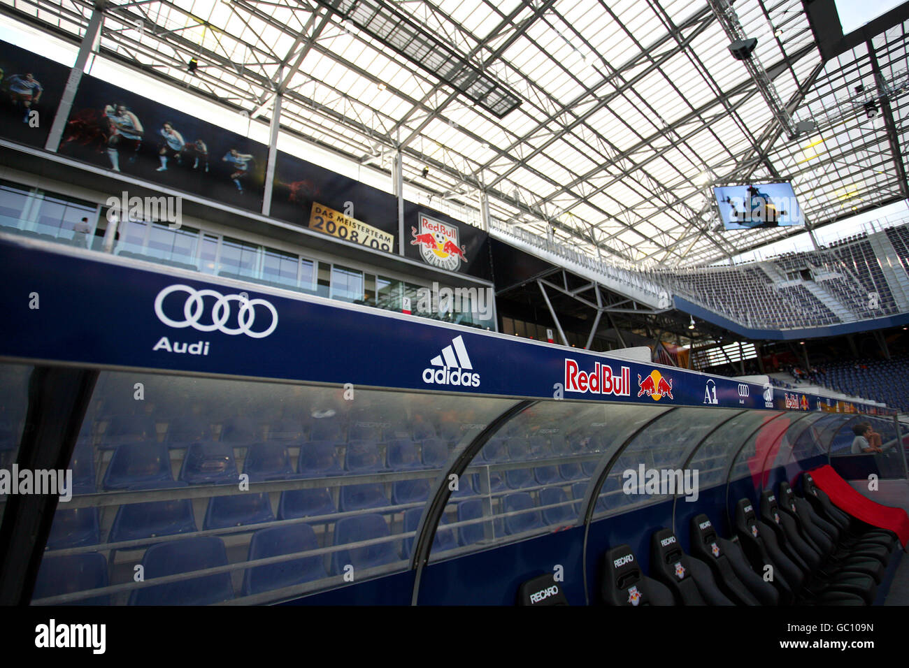 Red bull arena champions league view hi-res stock photography and ...