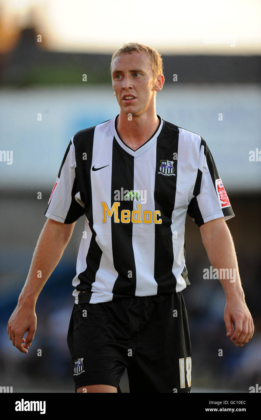 Notts countys stephen hunt hi-res stock photography and images - Alamy