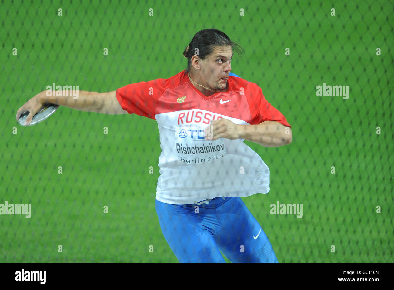 Athletics olympic stadium berlin discus hi-res stock photography and ...