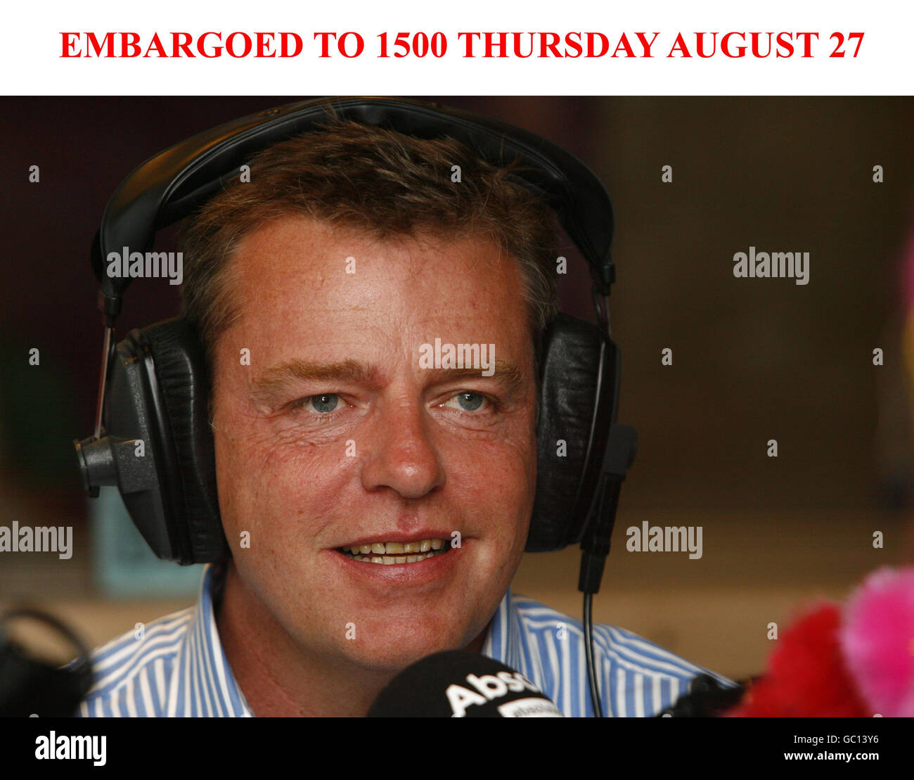 Former radio disc jockey hi-res stock photography and images - Alamy