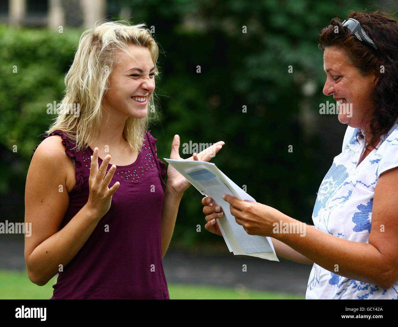 Gcse exam hall hi-res stock photography and images - Alamy