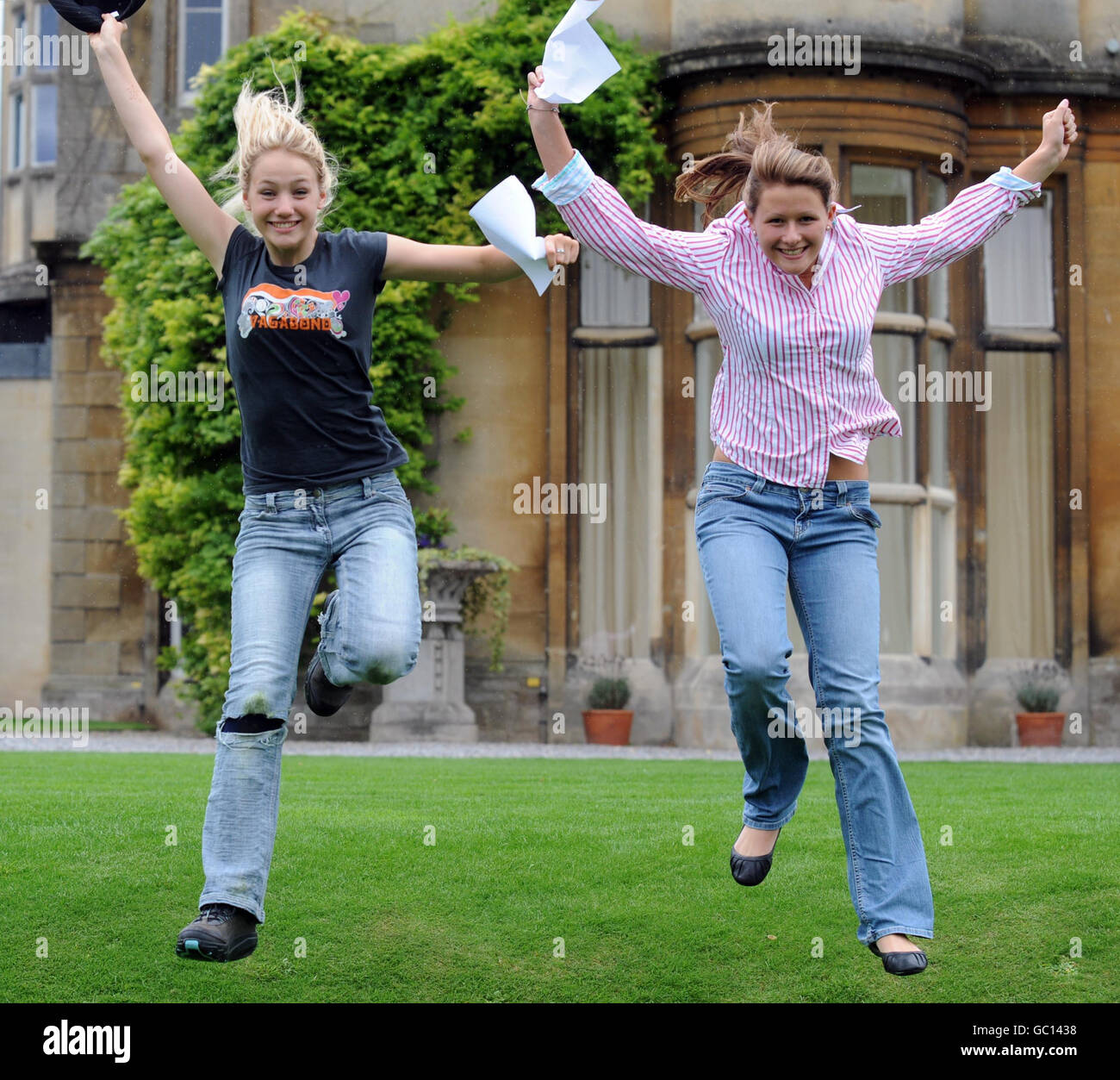 Gcse high flyers sharmani clark aged 15 westbury on trym hi-res stock ...