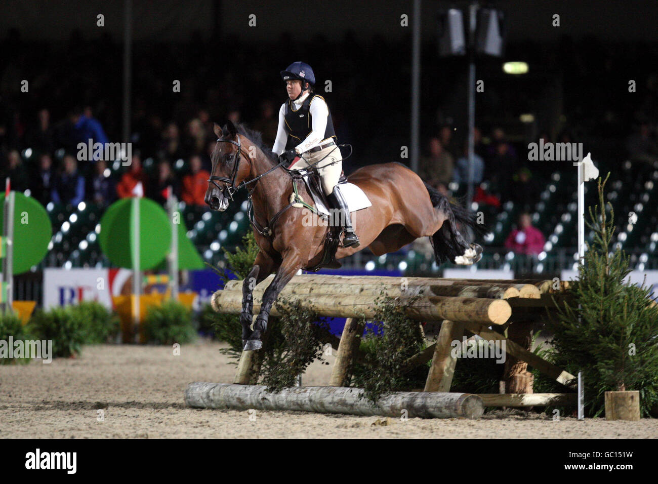 British equestrian competitor pippa funnell hi-res stock photography ...