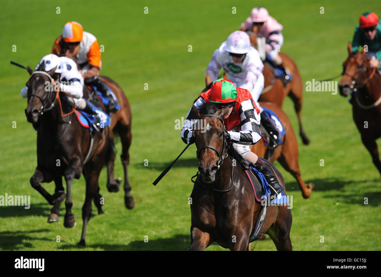 Horse racing chantilly races hi-res stock photography and images - Alamy