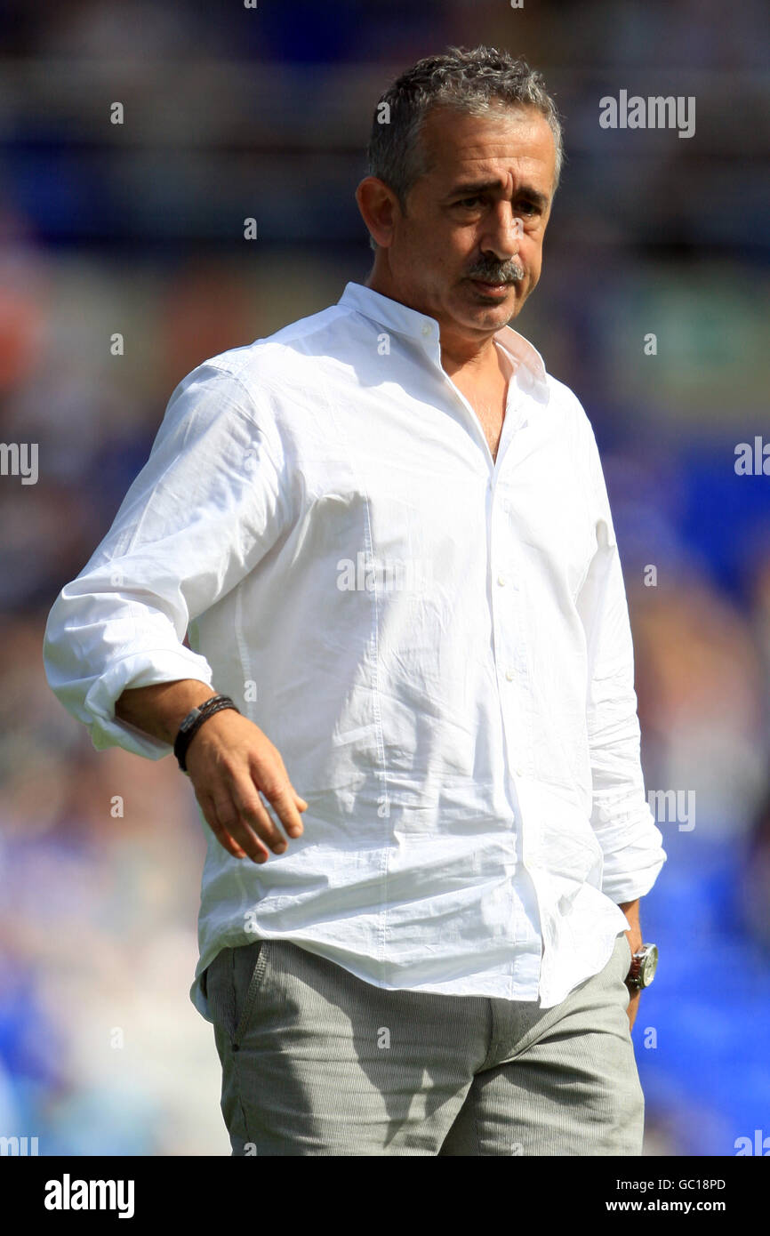 Real sporting de gijons coach manuel preciado hi-res stock photography ...