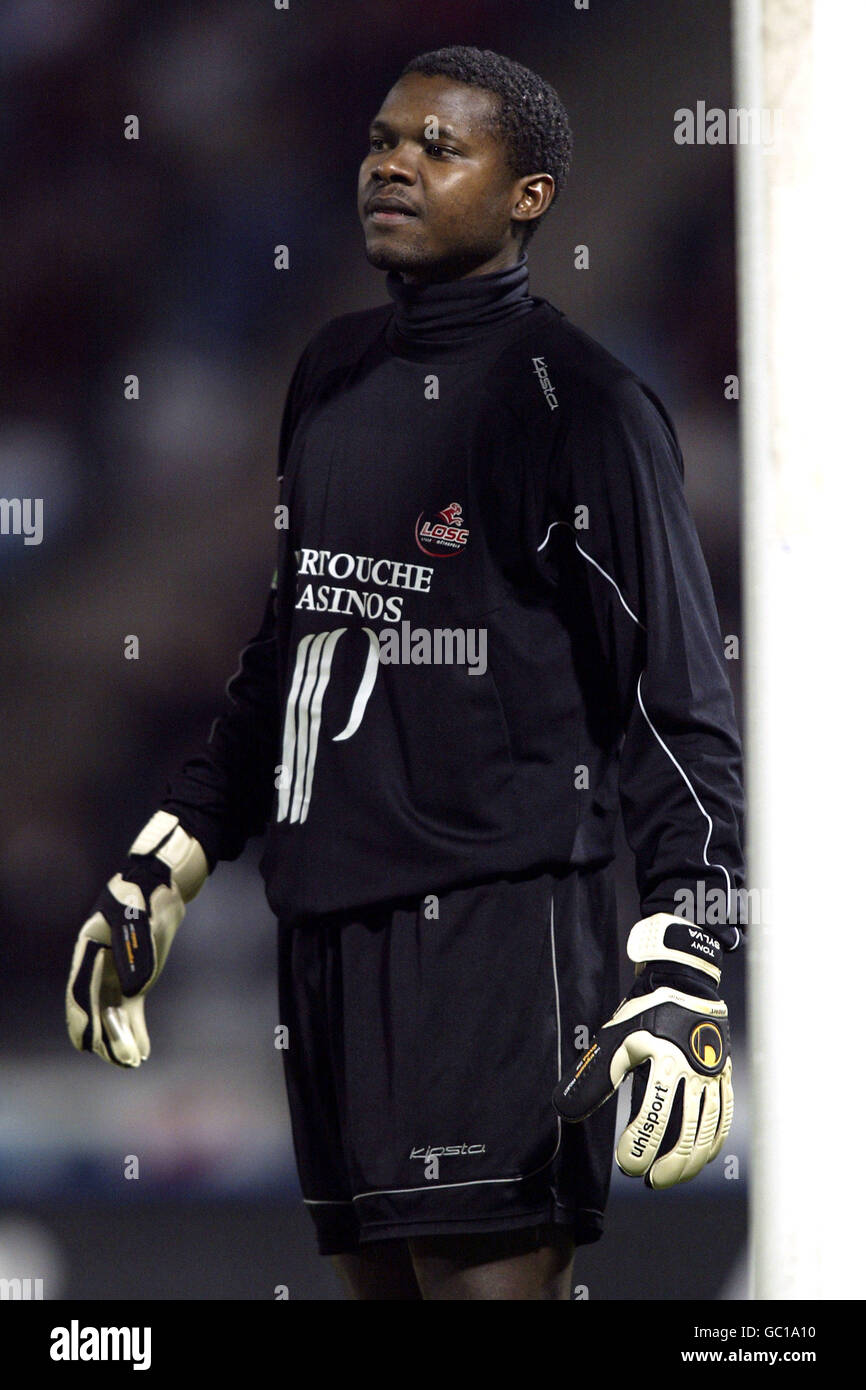 Soccer - French Premiere Division - Lille v Strasbourg. Lille ...