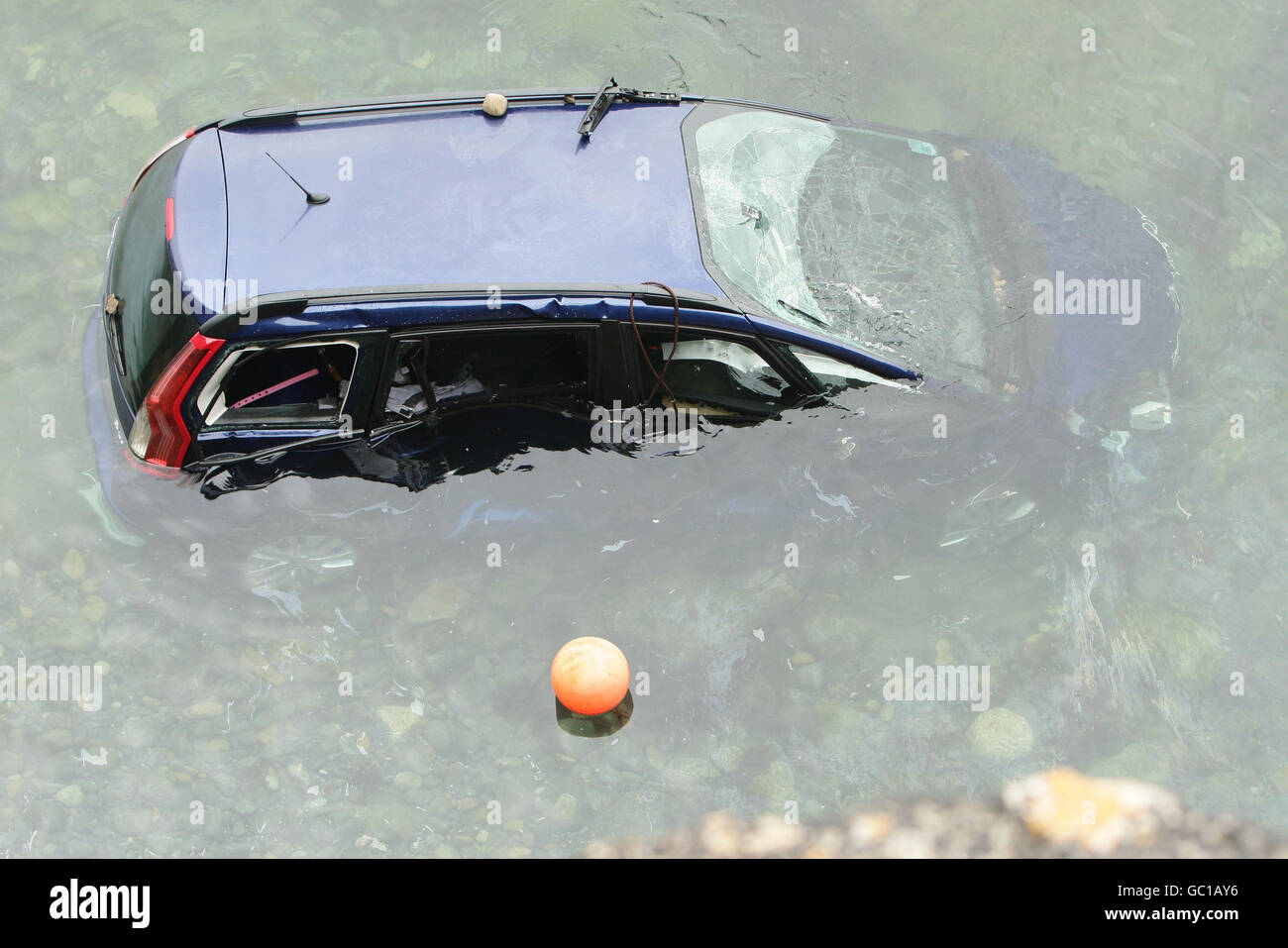 Car Cliff Plunge High Resolution Stock Photography and Images - Alamy