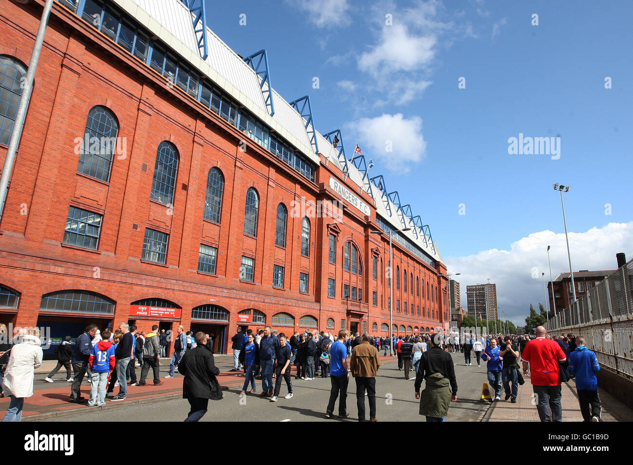 Outside view of ibrox stadium hi-res stock photography and images - Alamy