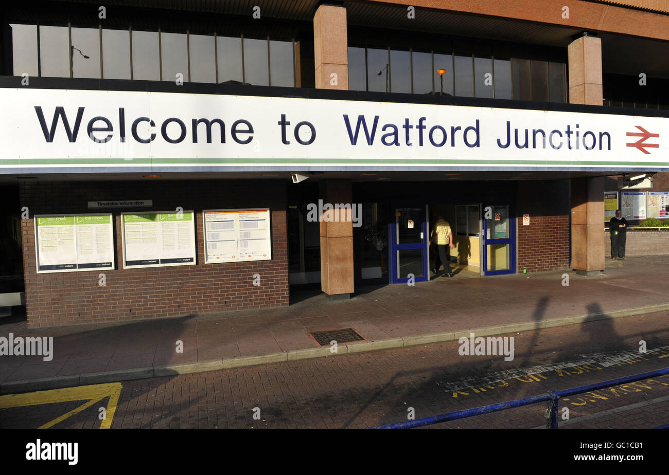 Watford junction hi-res stock photography and images - Alamy