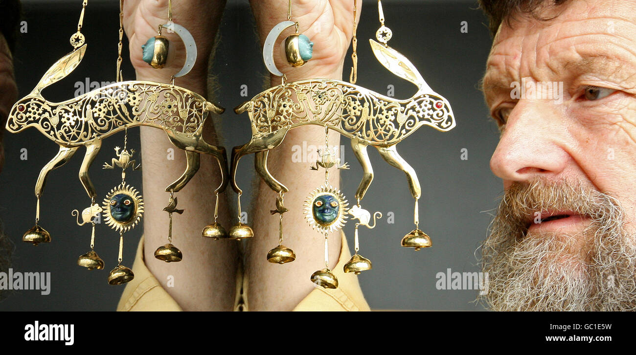 Kit Williams, author of children's book 'Masquerade', which sparked a ...