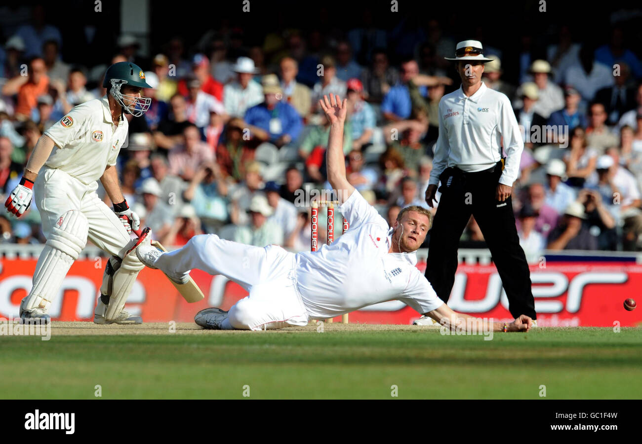 Cricket stretching to catch hi-res stock photography and images - Alamy