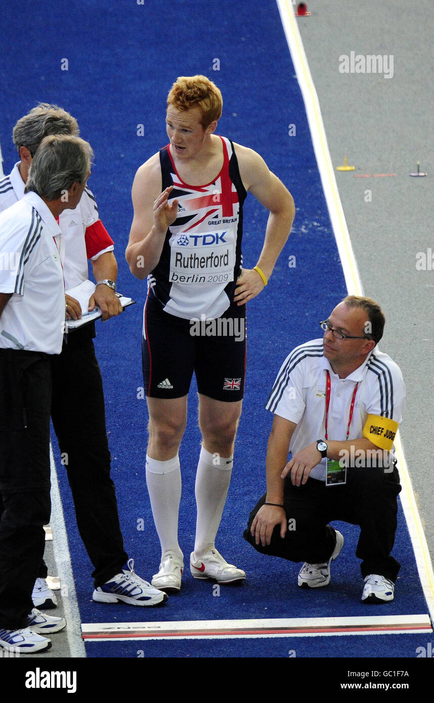 Athletics judge hi-res stock photography and images - Alamy