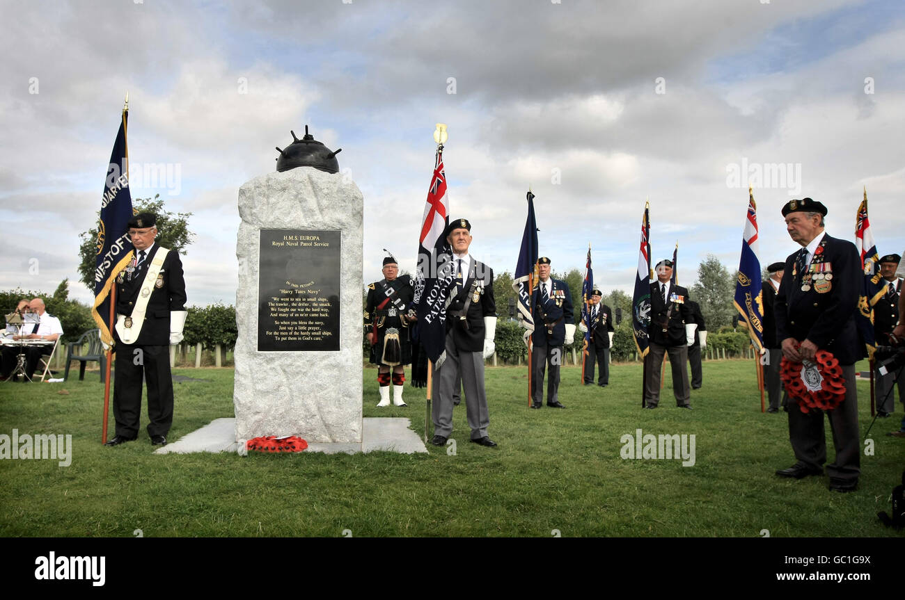 Royal Naval Patrol Service Dedication Event Stock Photo Alamy royal-naval-patrol-service-dedication-event-stock-photo-alamy