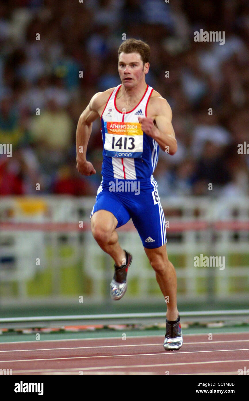 Full length stock action paralympics hi-res stock photography and ...