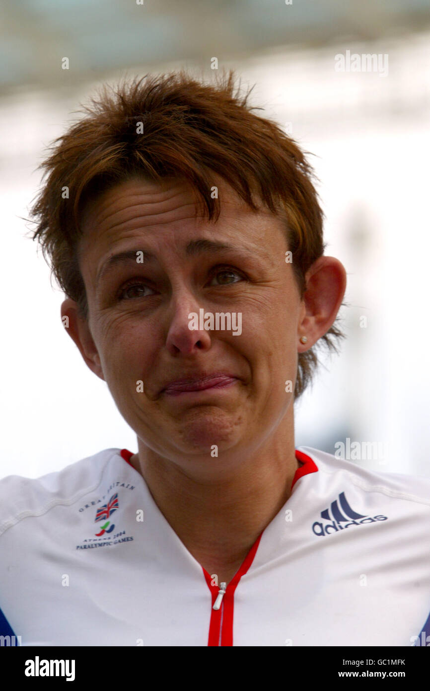 Athletics - Athens Paralympic Games 2004 - Women's T53 400 - Final ...