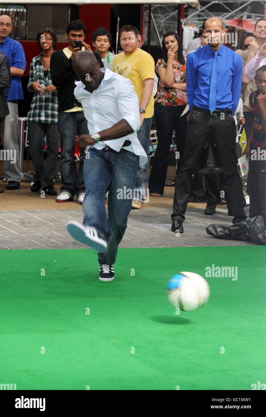 Can You Beat Beasant photocall Stock Photo - Alamy