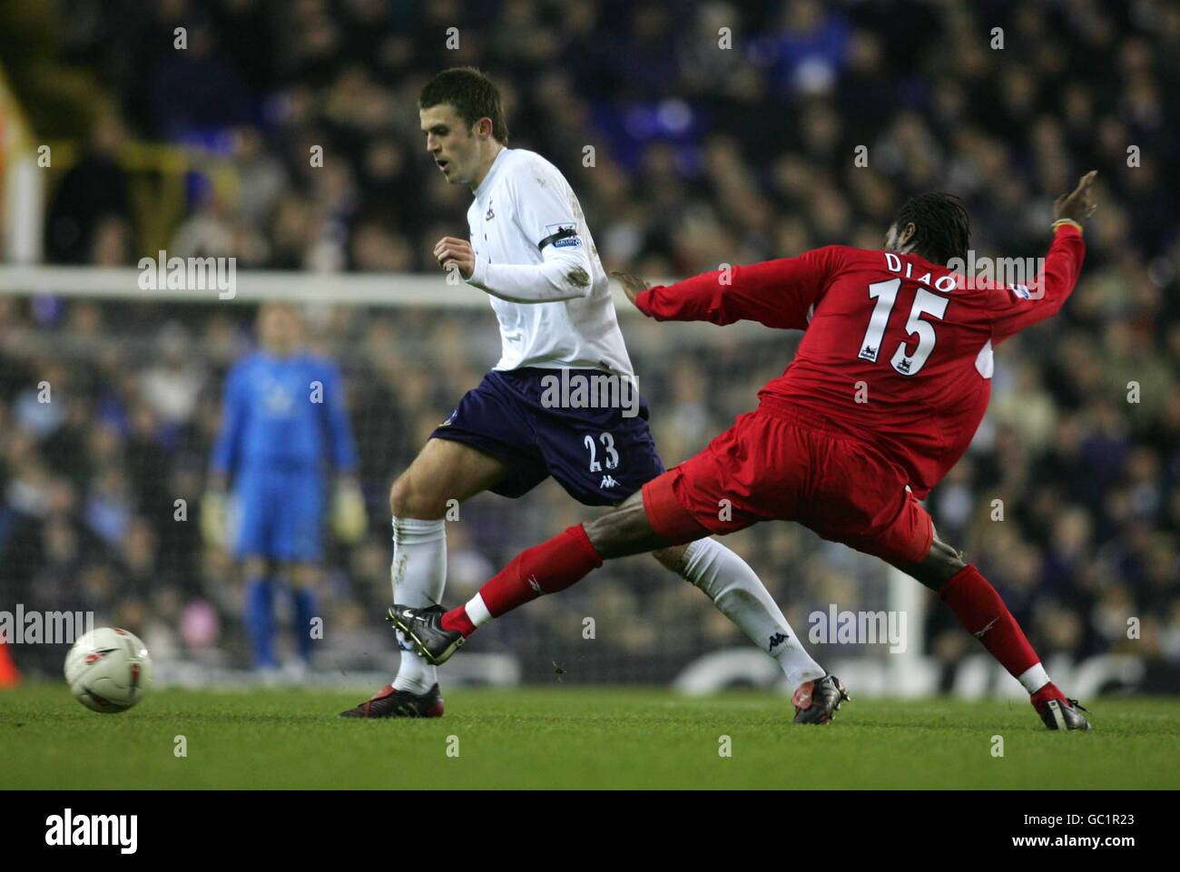 Tottenham hotspurs michael carrick hi-res stock photography and images ...