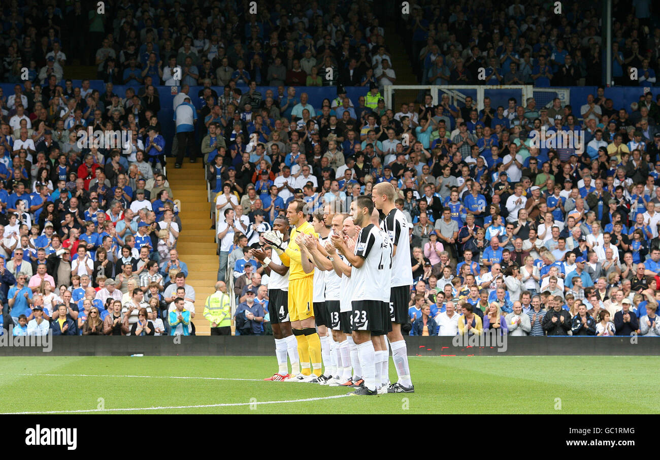 Bobby robson of fulham hi-res stock photography and images - Alamy