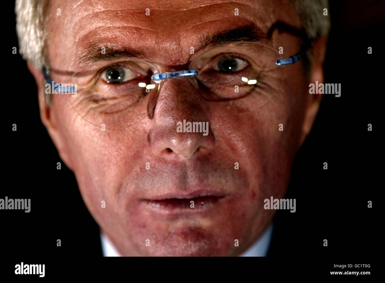 Nationwide headquarters swindon england hi-res stock photography and ...