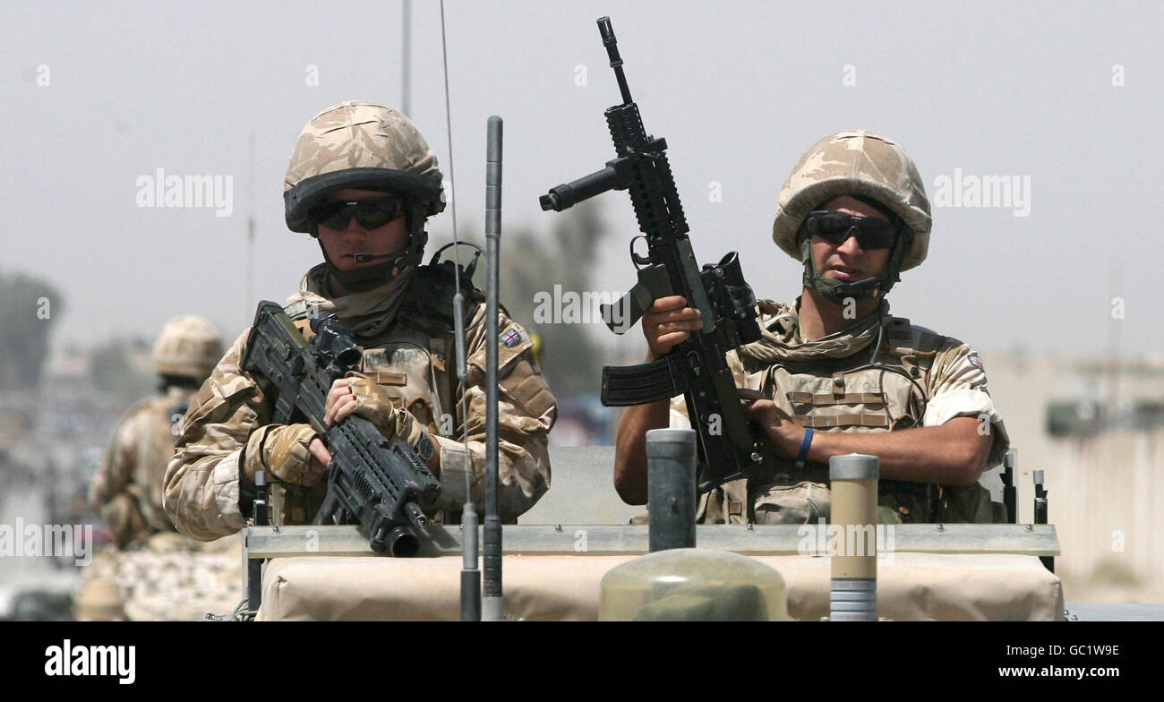 Members of The 40th Regiment The Royal Artillery in a snatch Land Rover ...