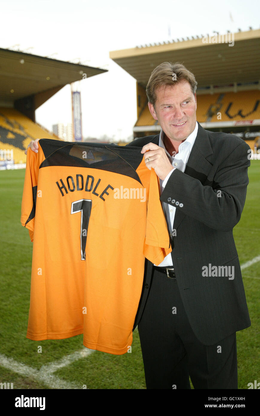Soccer - Coca-Cola Football League Championship - Wolverhampton ...