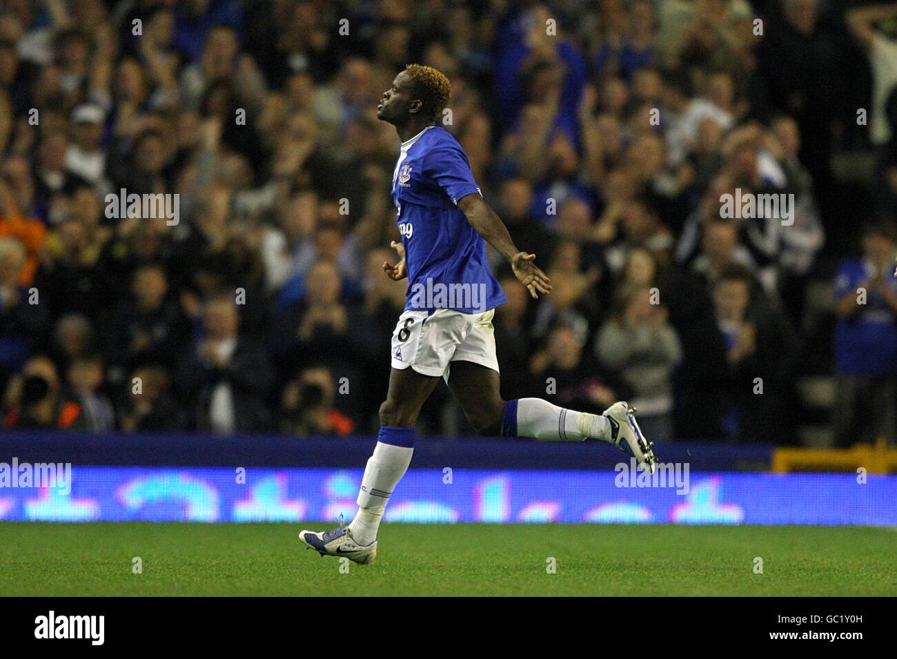 Everton's Louis Saha celebrates scoring his sides fourth goal of the ...
