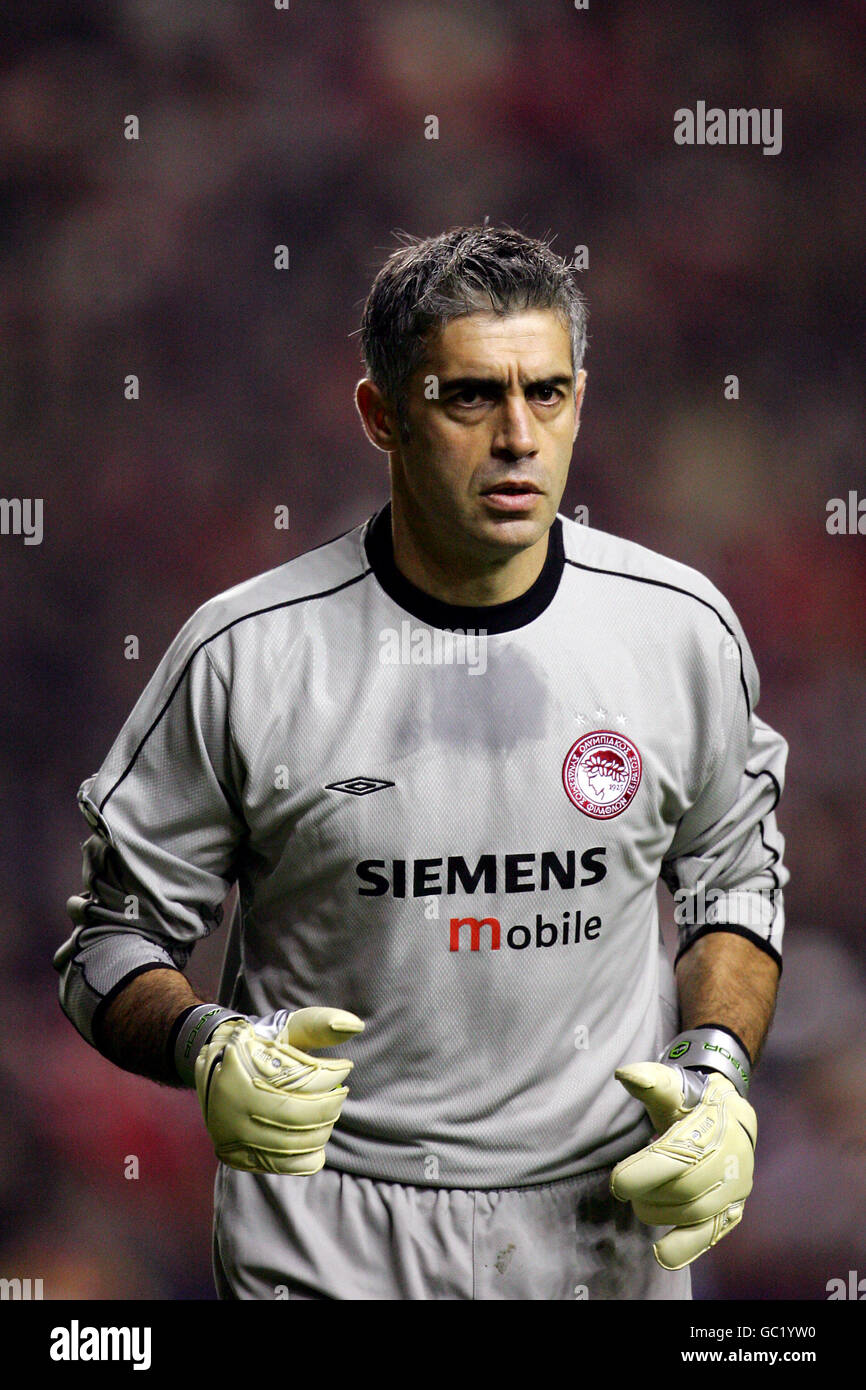 Liverpool v olympiakos antonios nikopolidis hi-res stock photography ...