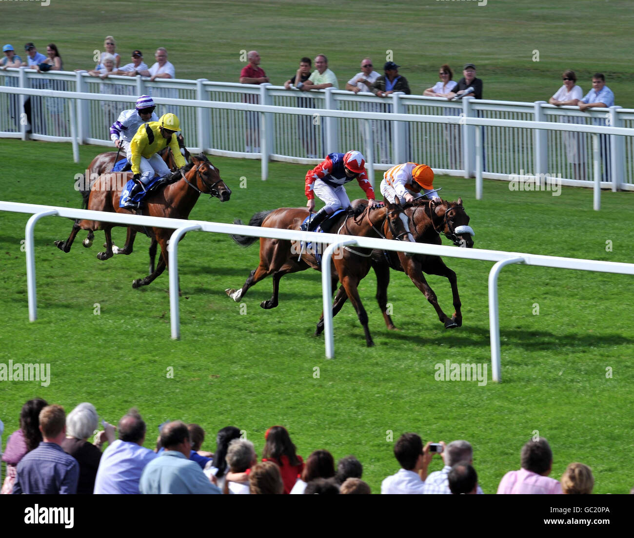 Winning post and rail hi-res stock photography and images - Alamy