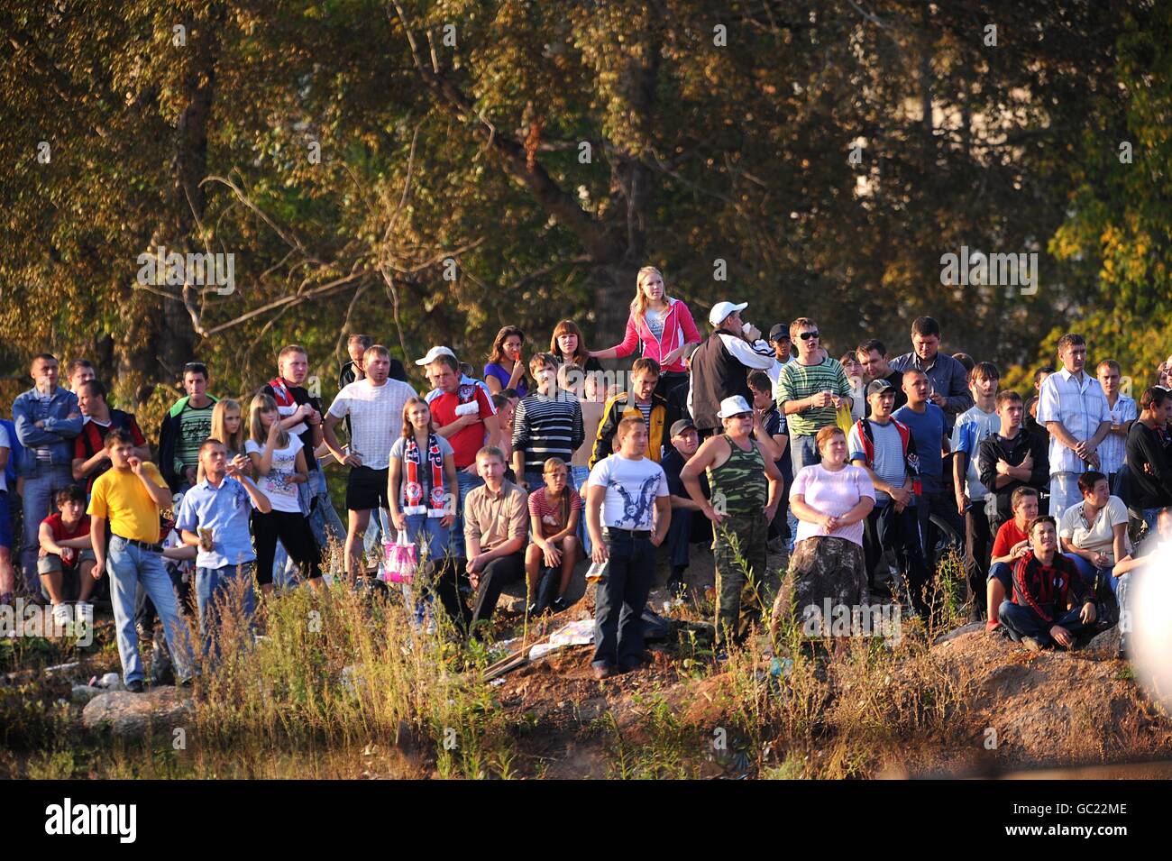Soccer spectators stadium hi-res stock photography and images - Alamy