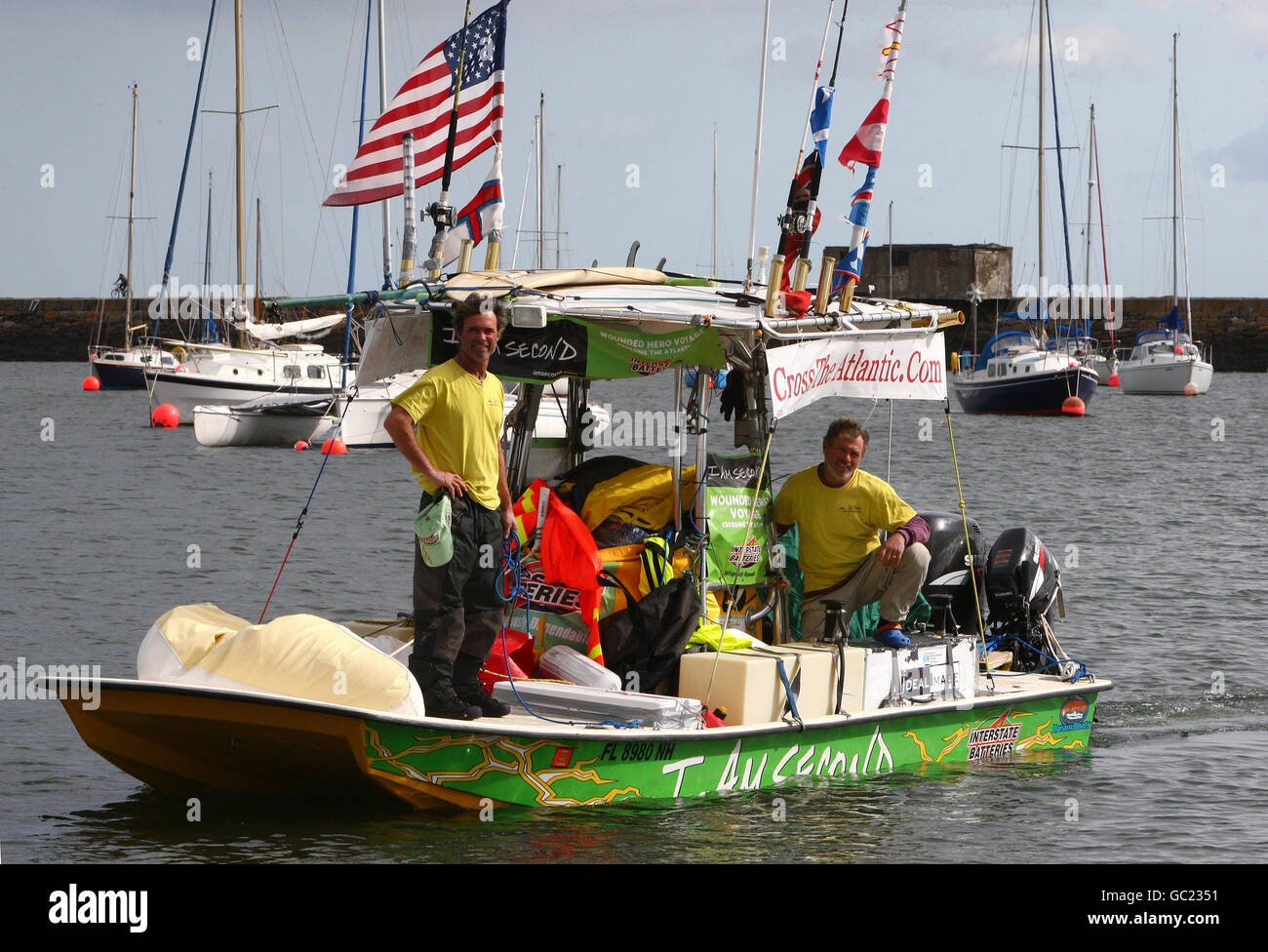 American brothers cross the Atlantic for charity Stock Photo - Alamy