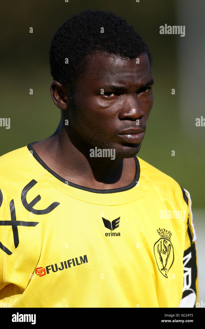 Soccer - International Friendly - Benin v Gabon - Stade des Vertus ...