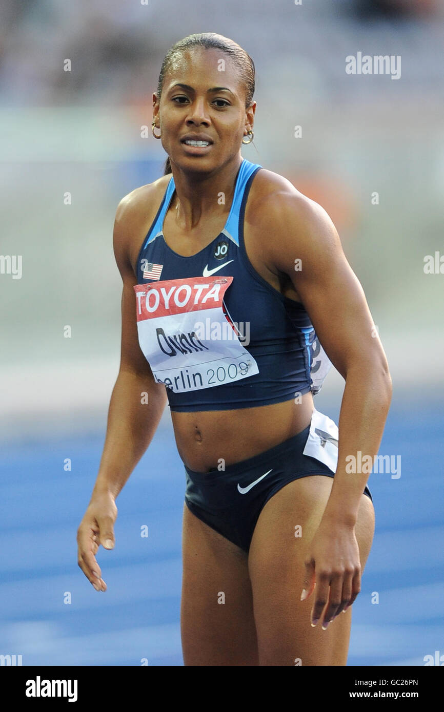 Debbie dunn hi-res stock photography and images - Alamy