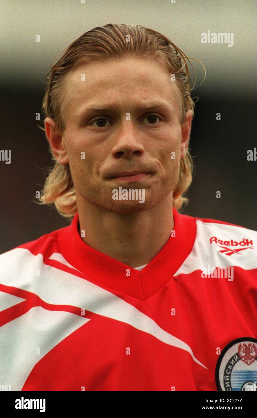 16 aug 95 soccer valeri karpine hi-res stock photography and images - Alamy