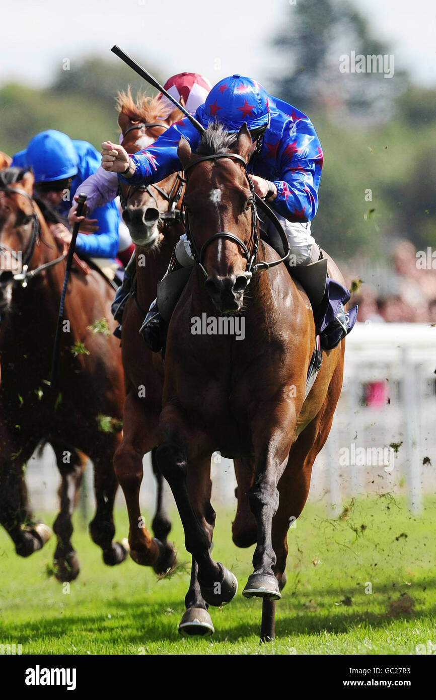 Winning coolmore nunthorpe stakes york racecourse hi-res stock ...