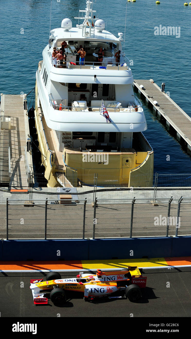 Formula One Motor Racing - European Grand Prix - Qualifying - Circuit ...