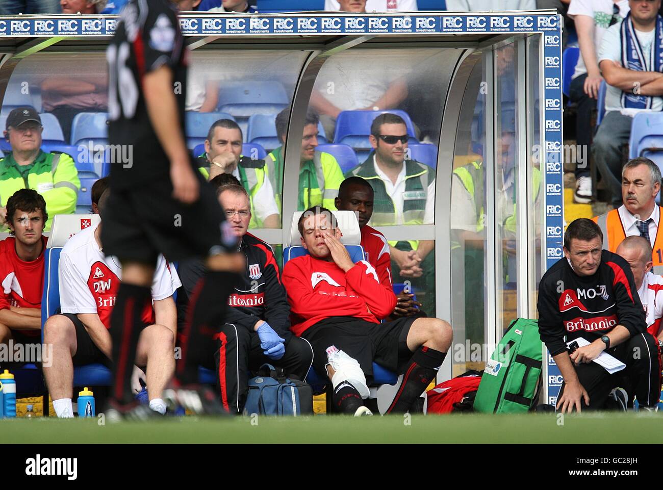 Bench st andrews stadium hi-res stock photography and images - Alamy