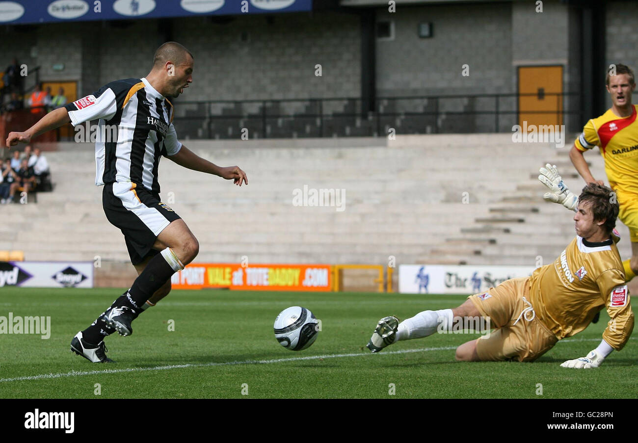 Port Vale's Marc Richards scores his sides first goal of the game ...