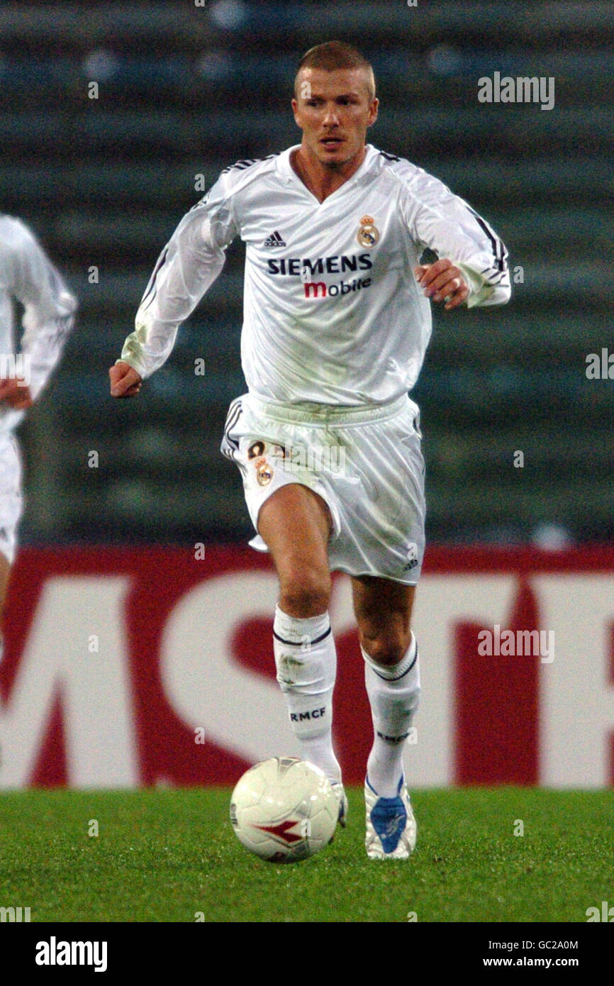 Real madrid v roma david beckham hi-res stock photography and images ...