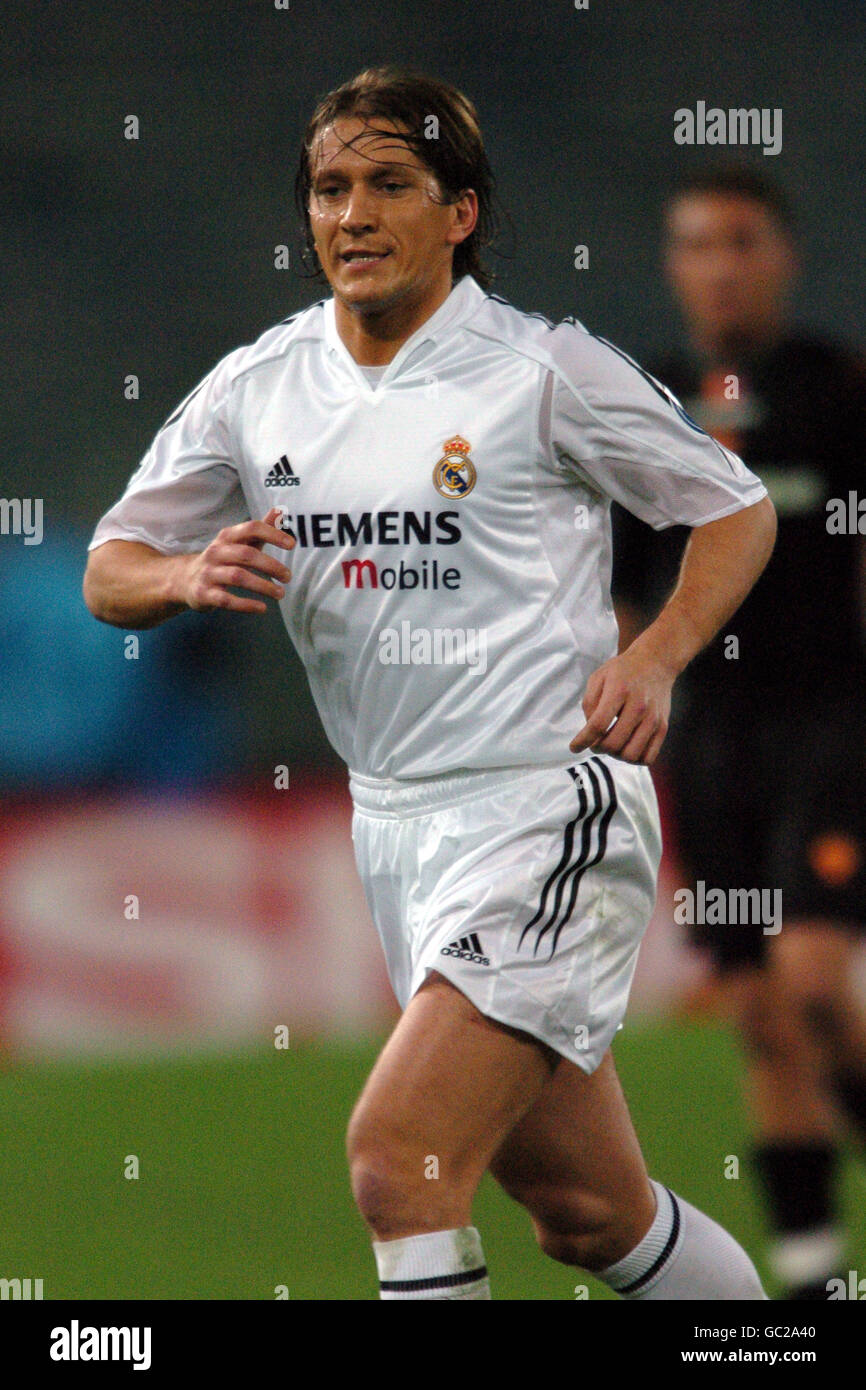 Real madrid michel salgado hi-res stock photography and images - Alamy