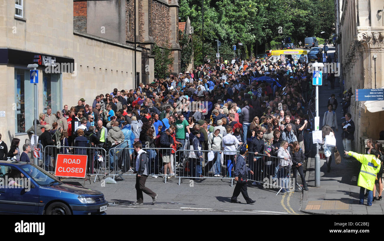 Public poll hi-res stock photography and images - Alamy