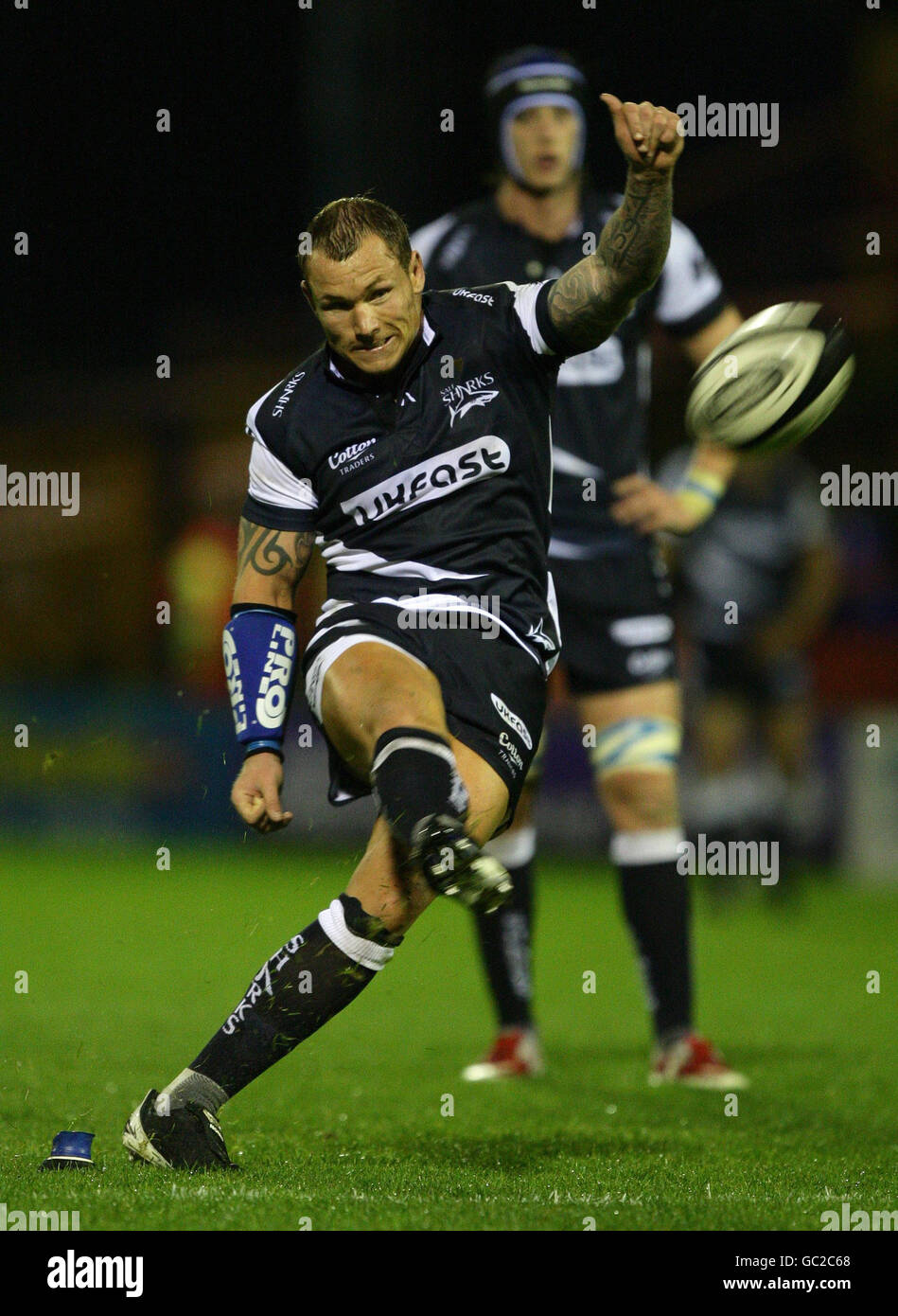 Rugby union guinness premiership sale v leicester tigers edgeley park ...