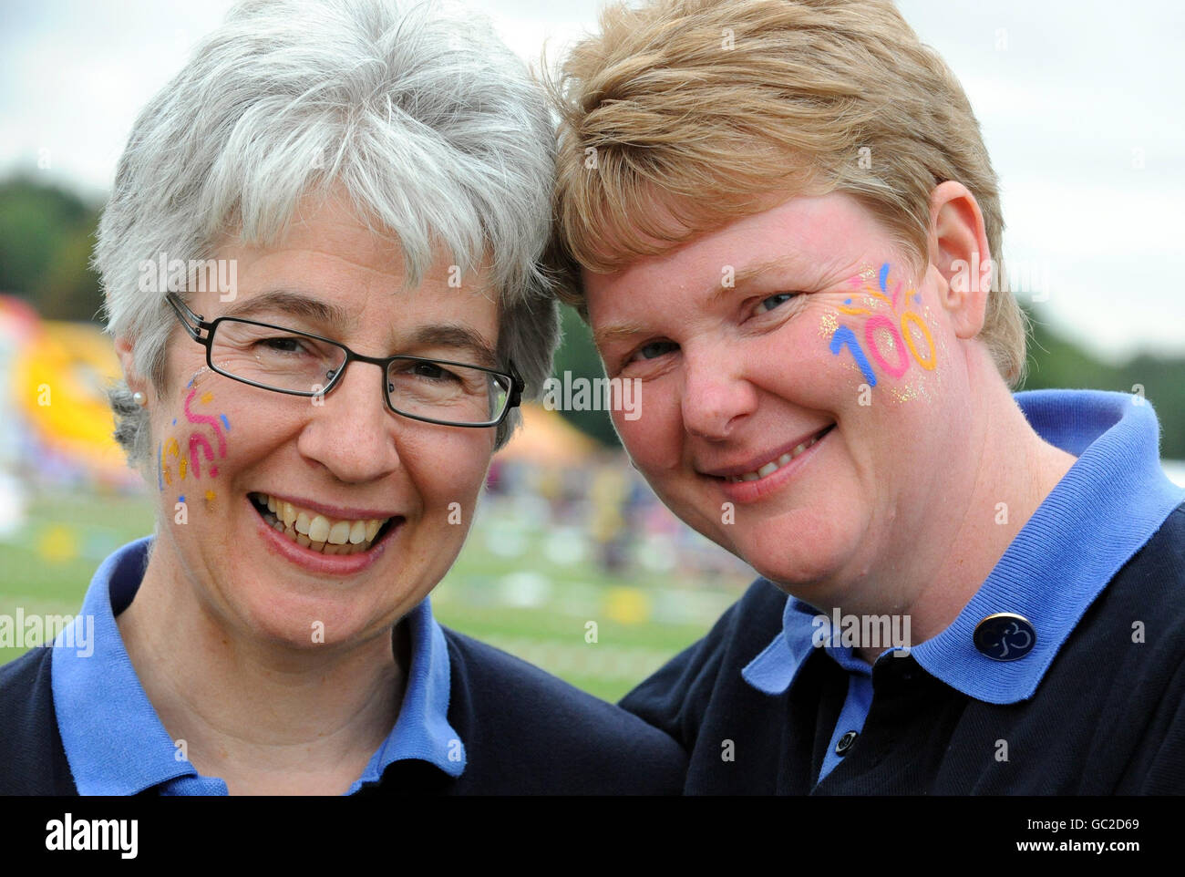 Guides girl guide guiding hi-res stock photography and images - Alamy