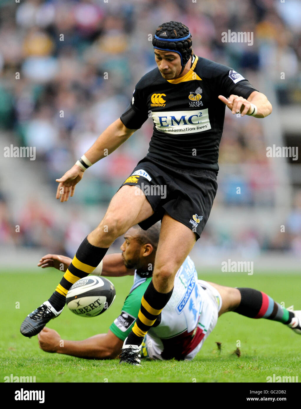 London wasps danny cipriani and harlequins jordan turner hall hi-res ...