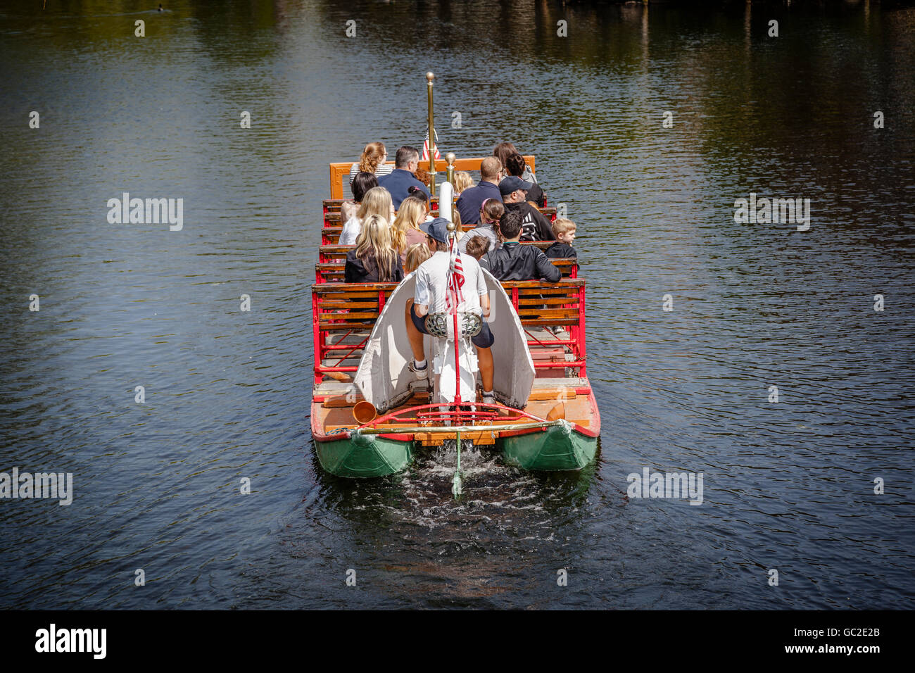 Swan boat with tourists in Public Garden, Boston Common Stock Photo - Alamy