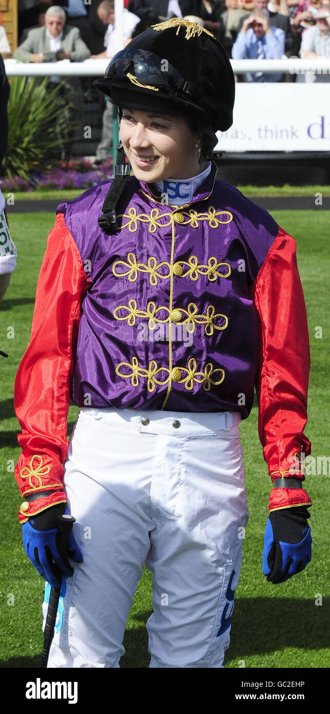 Jockey colours hi-res stock photography and images - Alamy