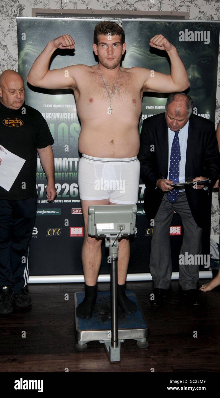 Boxing - Tyson Fury v John McDermott - Weigh In - The Bickley. John ...